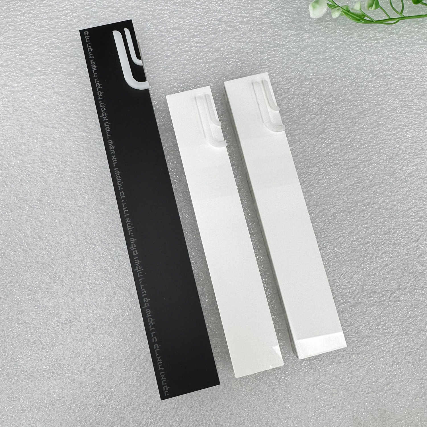 סט מזוזות 1+2 דגם "Black & White" - Zeevi Studio
